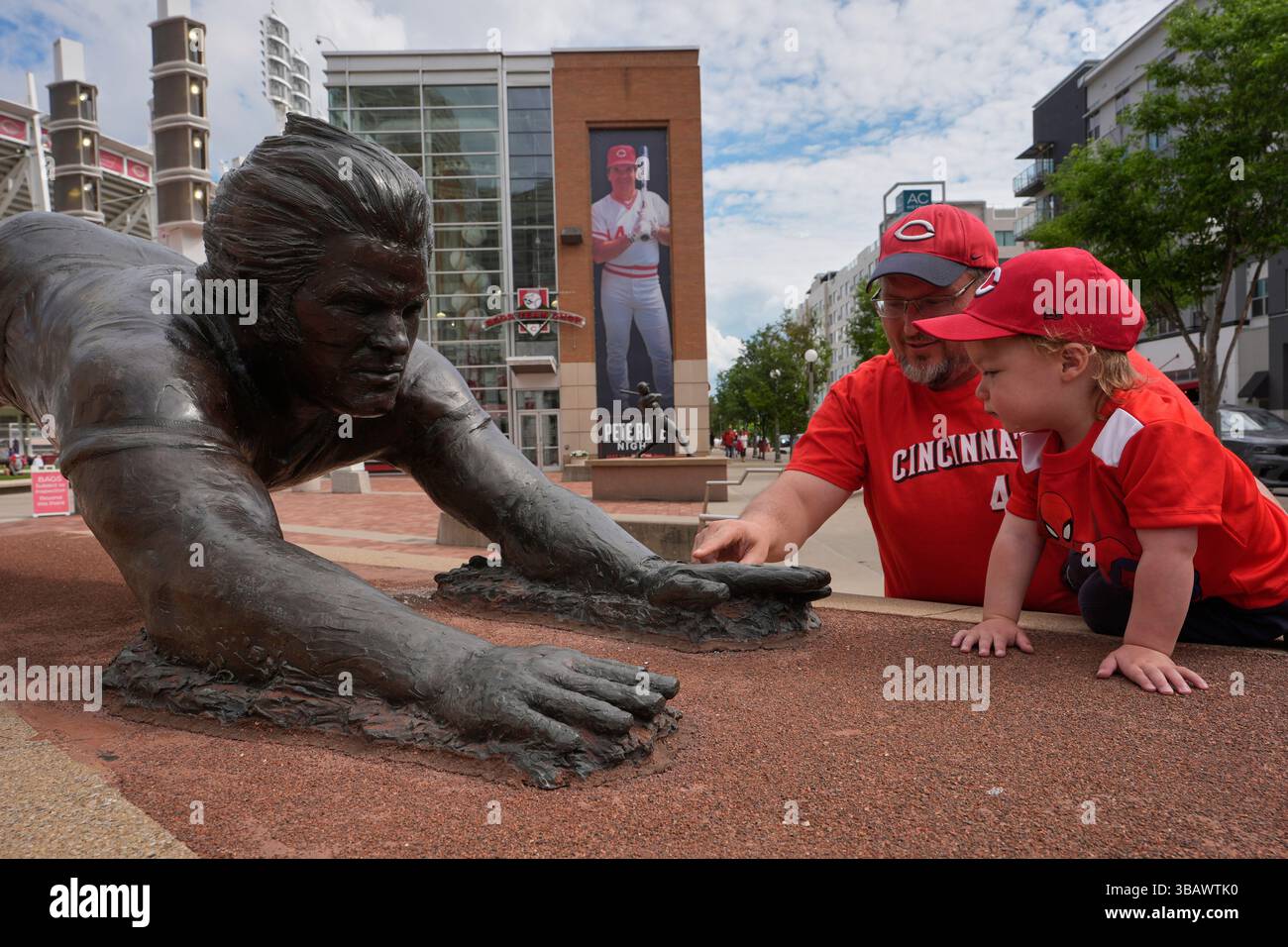 Andrew Scheidt and his one-year-old son Matthew Scheidt visit the ...