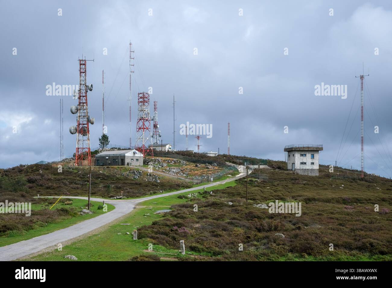 08.03.2025, Portugal, Algarve, Monchique - Antenna systems on the ...