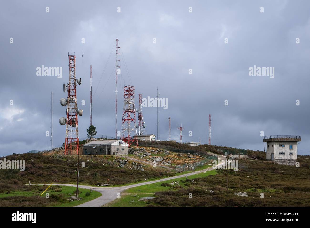 08.03.2025, Portugal, Algarve, Monchique - Antenna systems on the ...