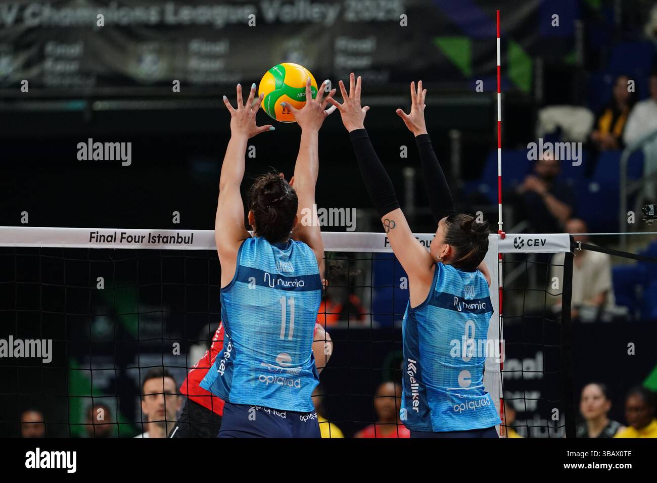 ISTANBUL, TURKIYE - MAY 03, 2025: Anna Danesi and Alessia Orro in Vero ...