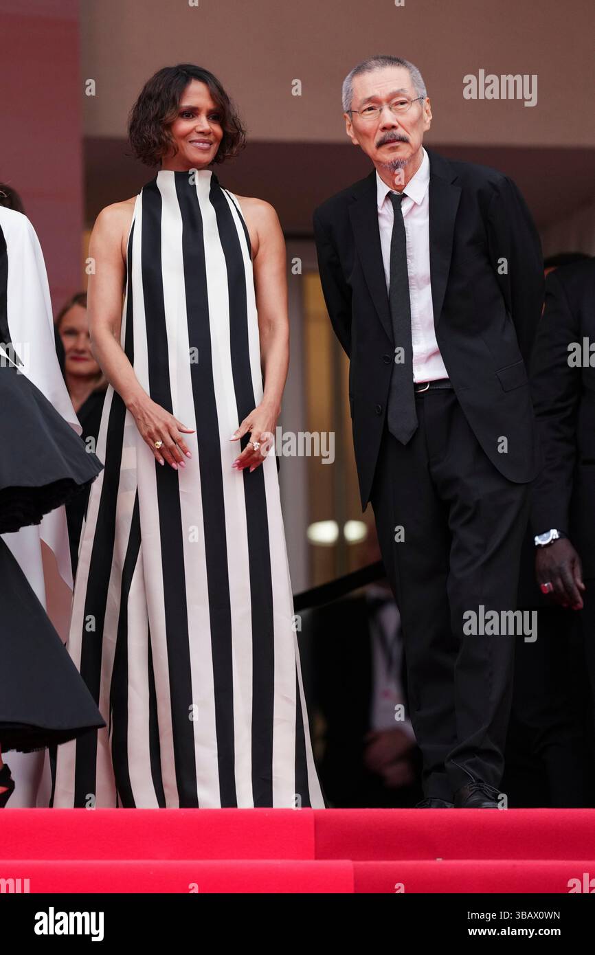 Jury members Halle Berry, left, and Hong Sang-soo pose for ...