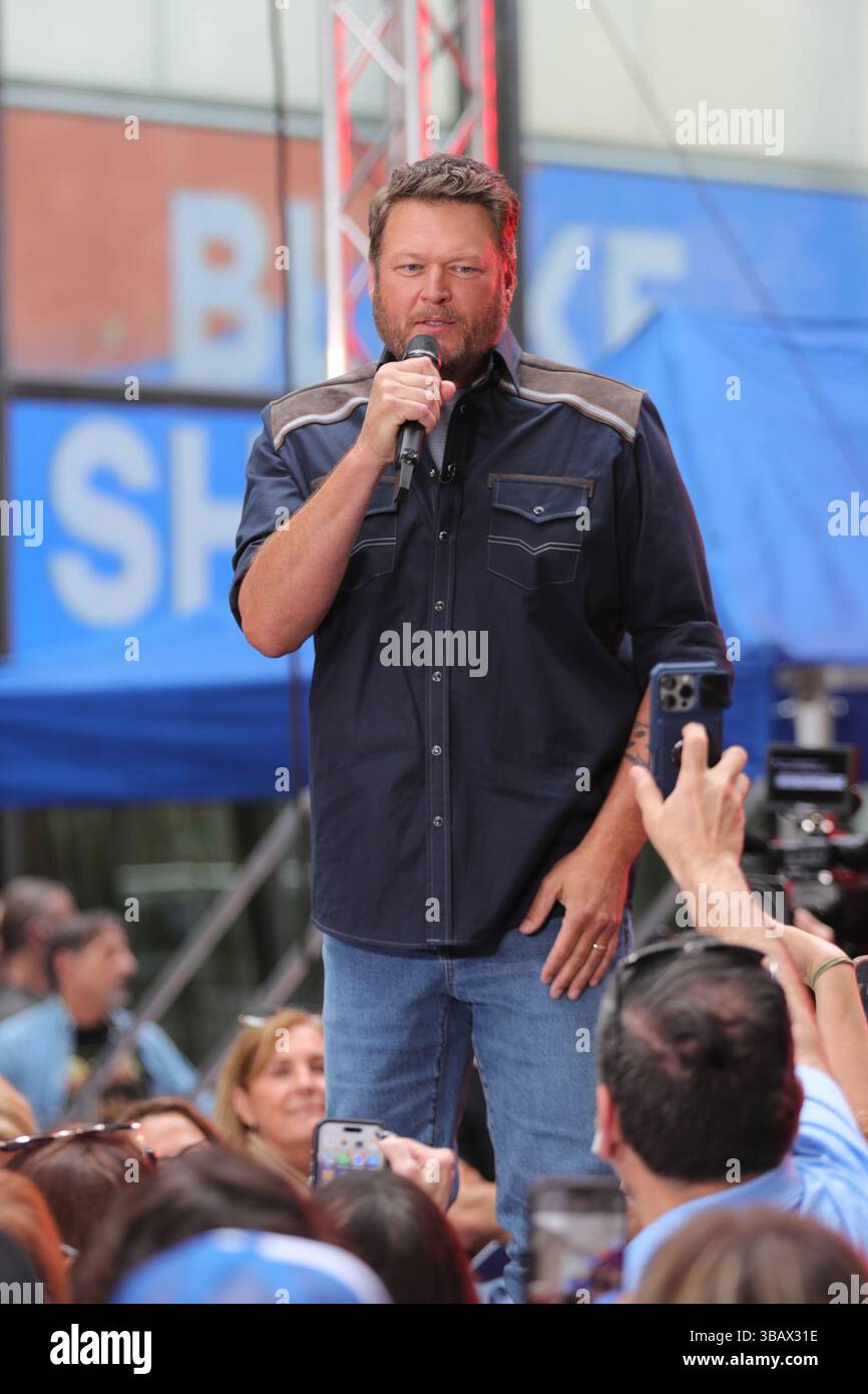 NEW YORK, NY - MAY 13, 2025: Country music star Blake Shelton performs ...