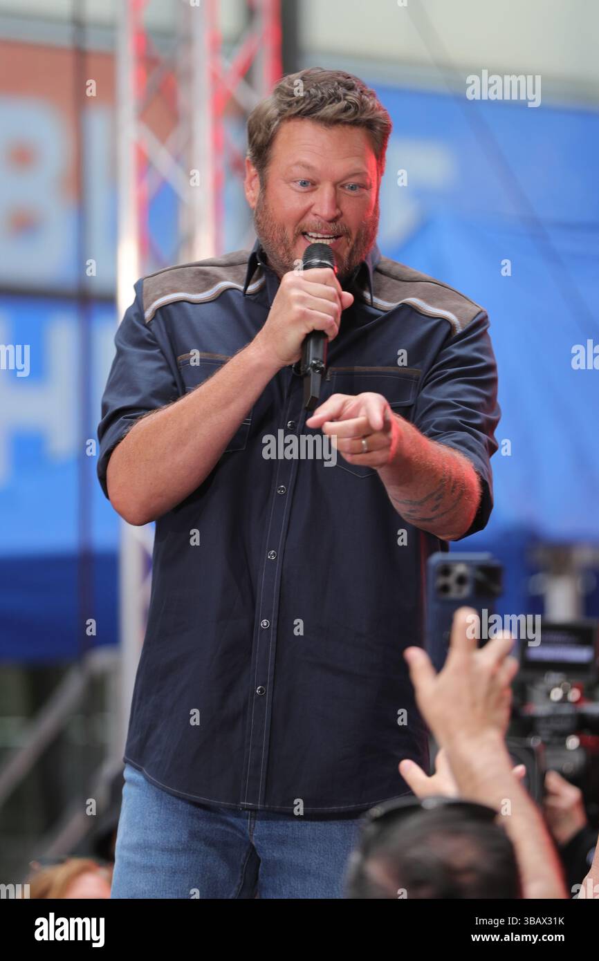 NEW YORK, NY - MAY 13, 2025: Country music star Blake Shelton performs ...