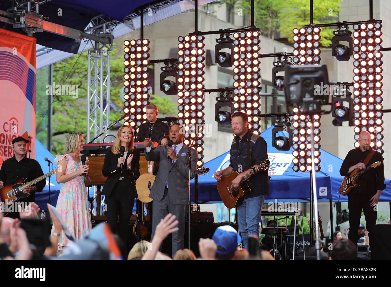 NEW YORK, NY - MAY 13, 2025: Country music star Blake Shelton performs ...