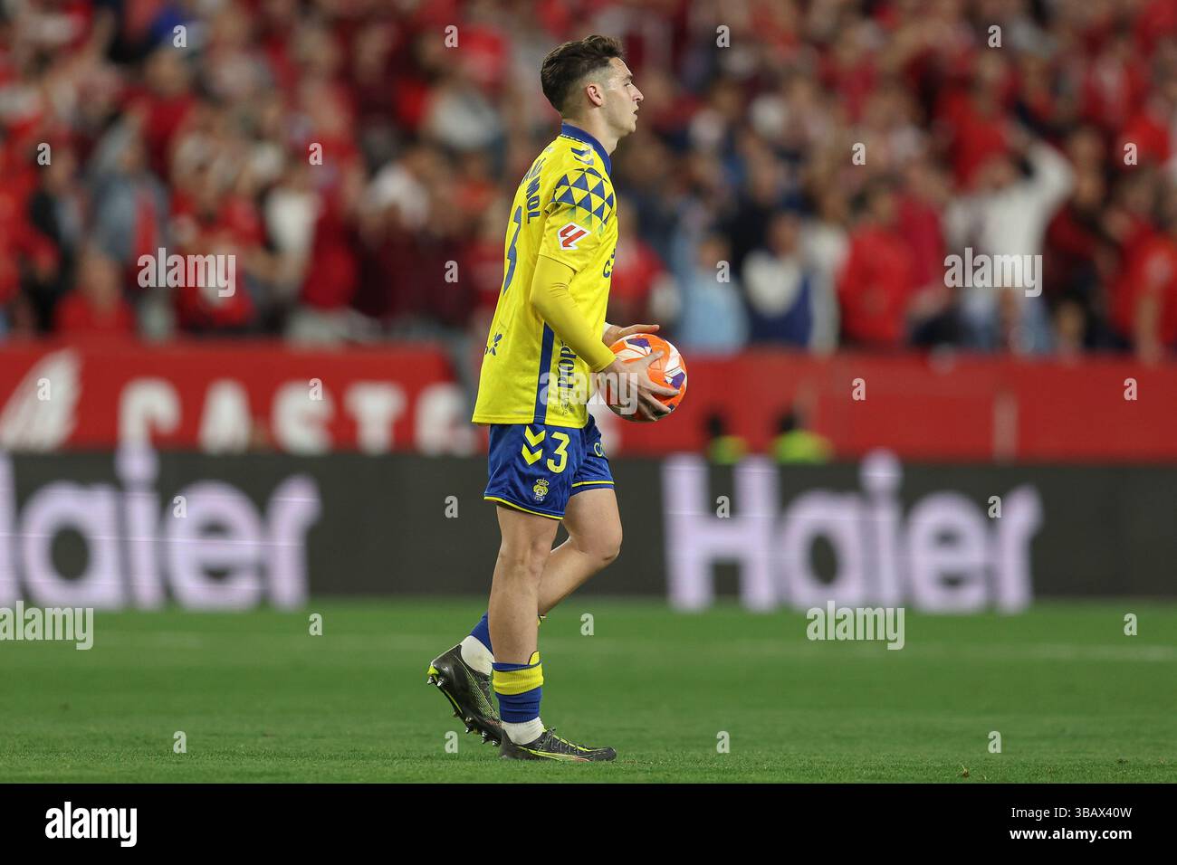 Sevilla, Spain. 20th Apr, 2025. Mika Marmol of UD Las Palmas during the ...