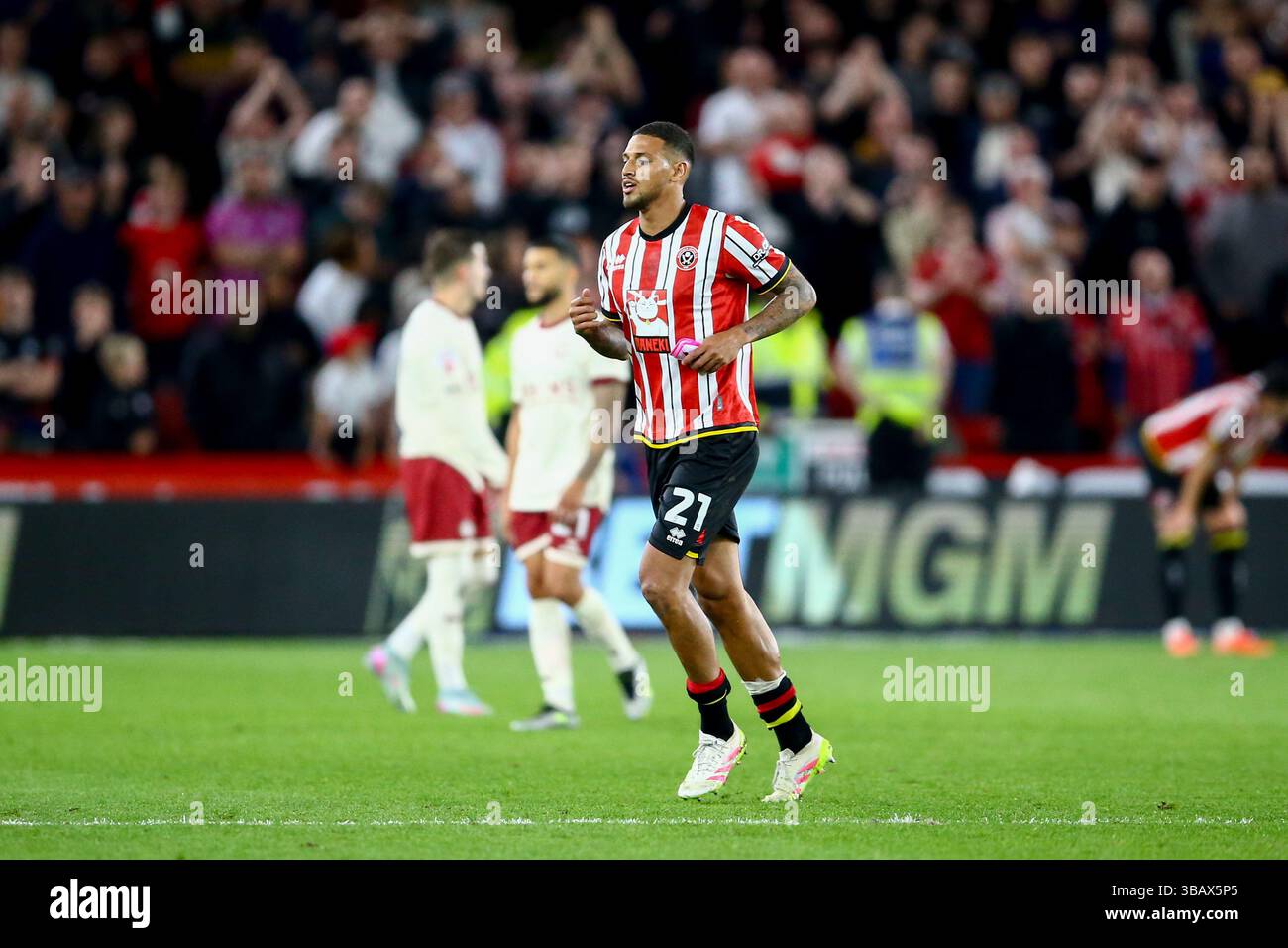 Bramall Lane, Sheffield, England - 12th May 2025 Vinicius Souza (21) of ...