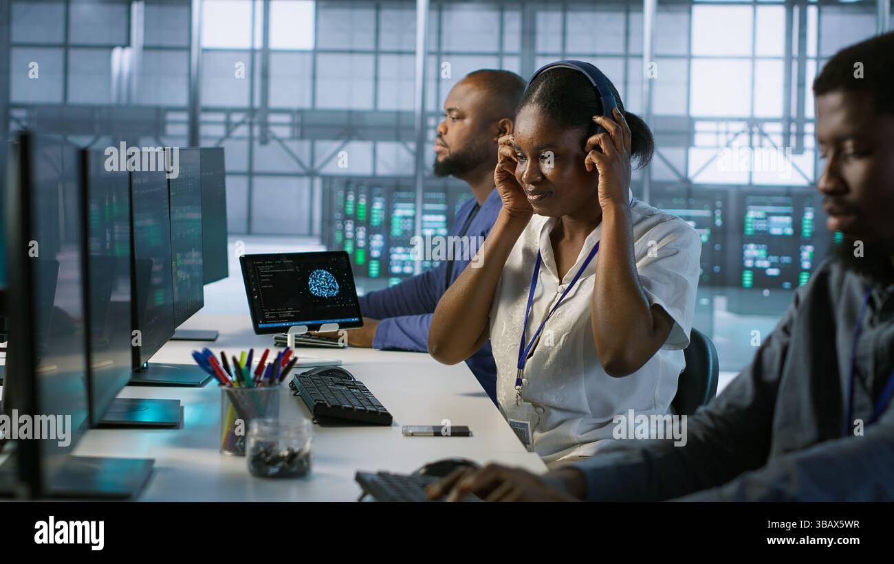 Engineer arriving in data hi-res stock photography and images - Alamy