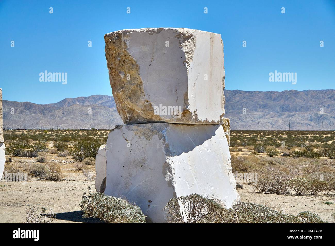 Desert Hot Springs, California, USA. 8th May, 2025. This photo shows ...