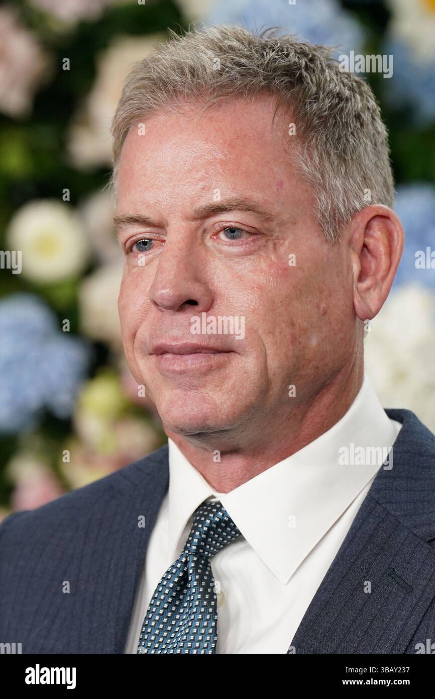 Ny. 13th May, 2025. Troy Aikman at arrivals for Disney 2025 Upfront Red ...