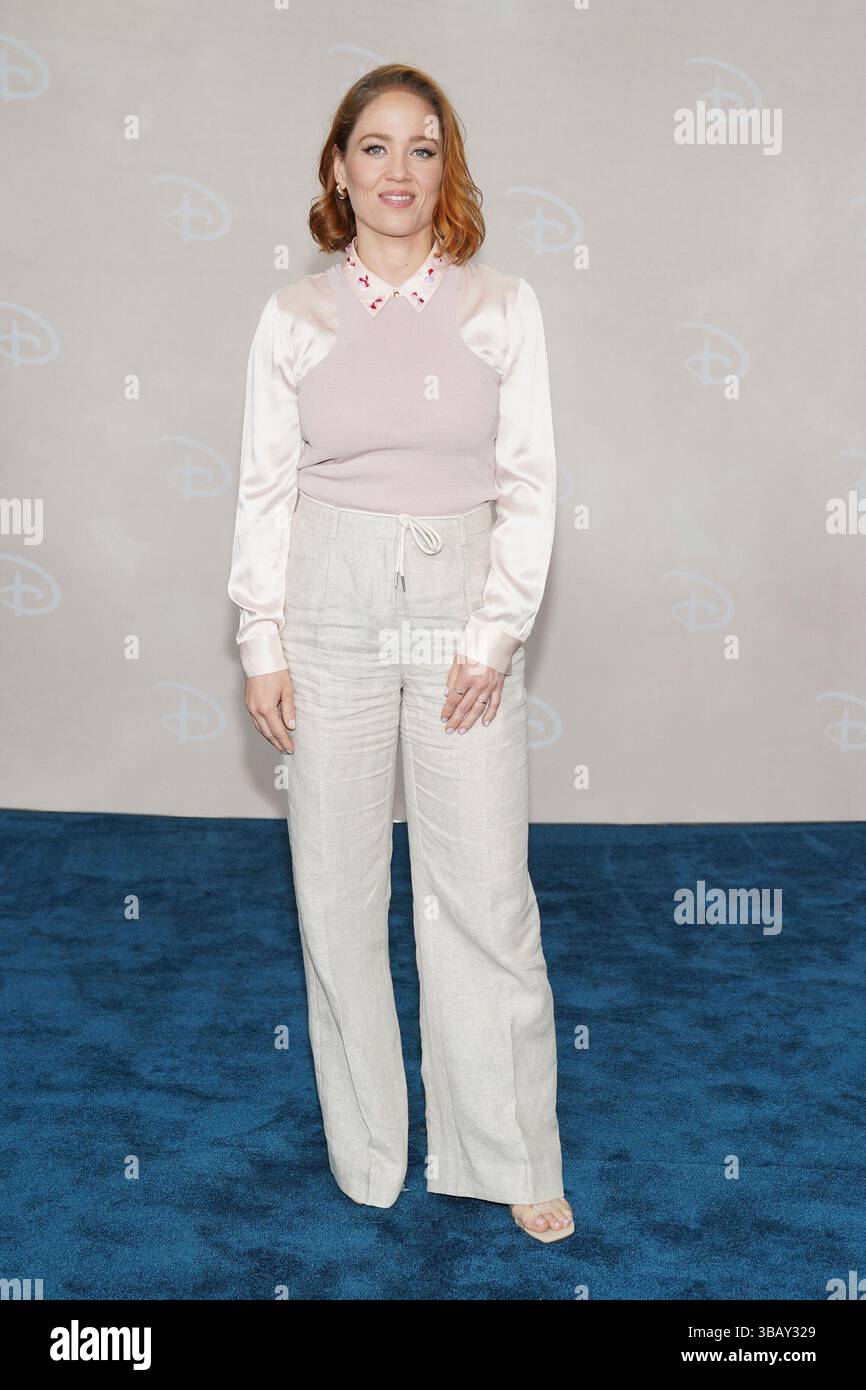 Ny 13th May 2025 Erika Christensen At Arrivals For Disney 2025