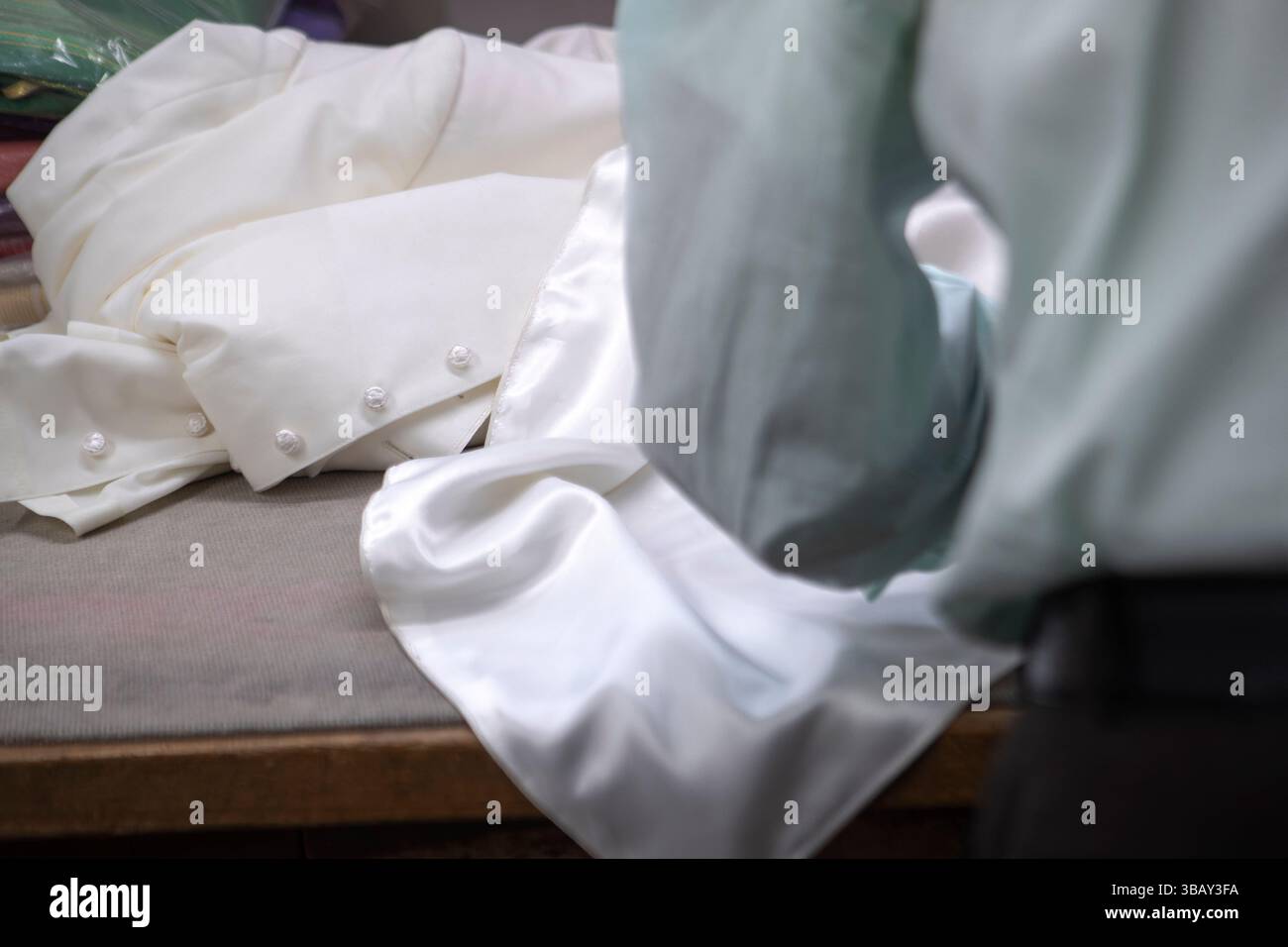 Rome, Italy. 06th May, 2025. Tailor Raniero Mancinelli makes the ...