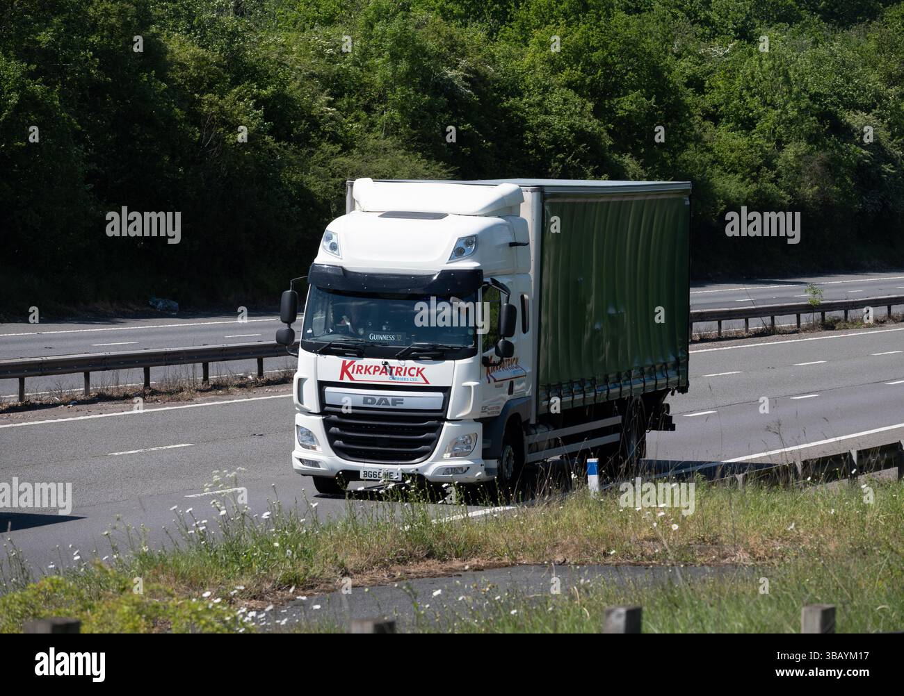 Kirkpatrick Carriers lorry on the M40 motorway, Warwickshire, UK Stock ...