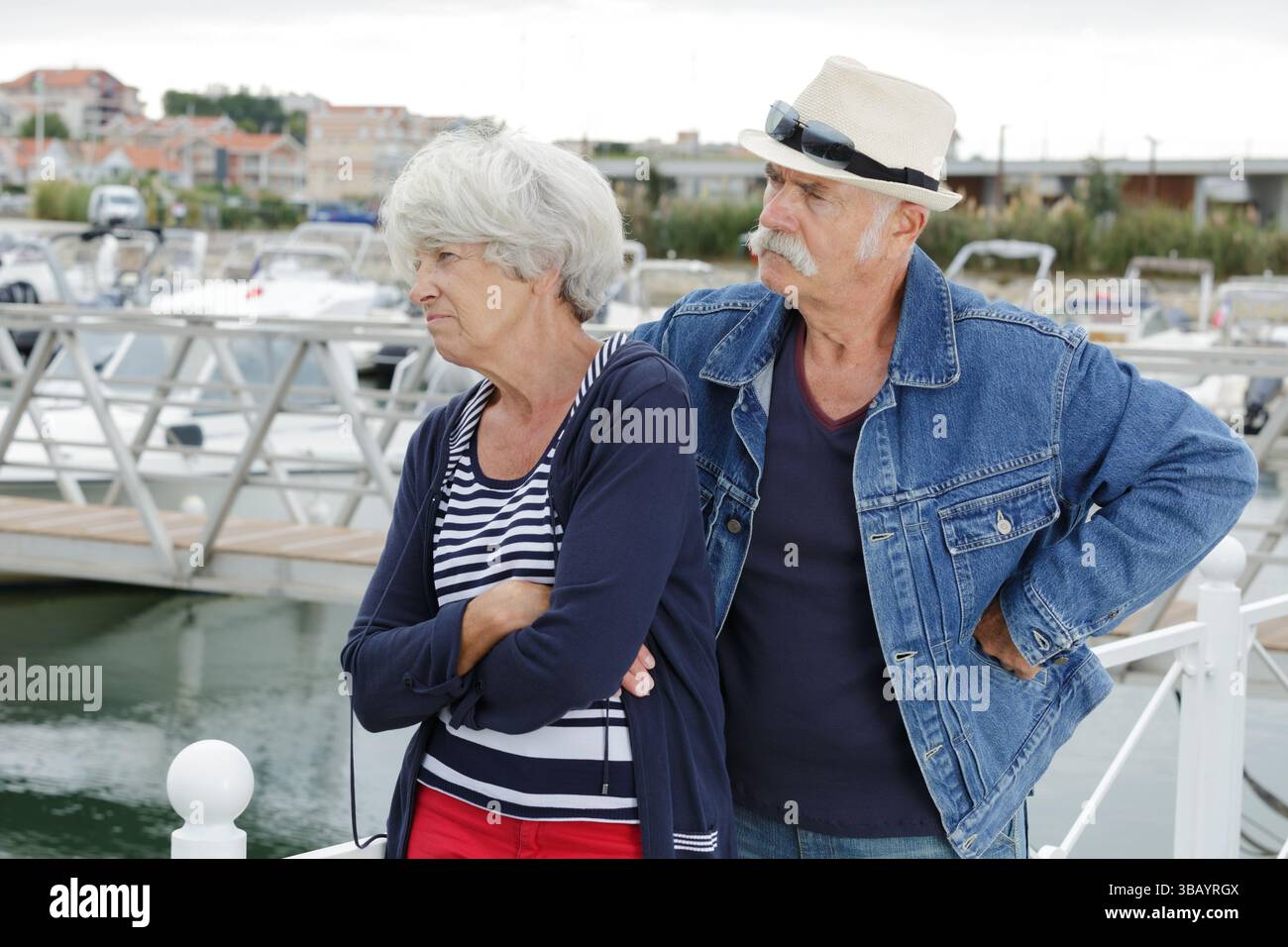 Conflict consoling hi-res stock photography and images - Alamy
