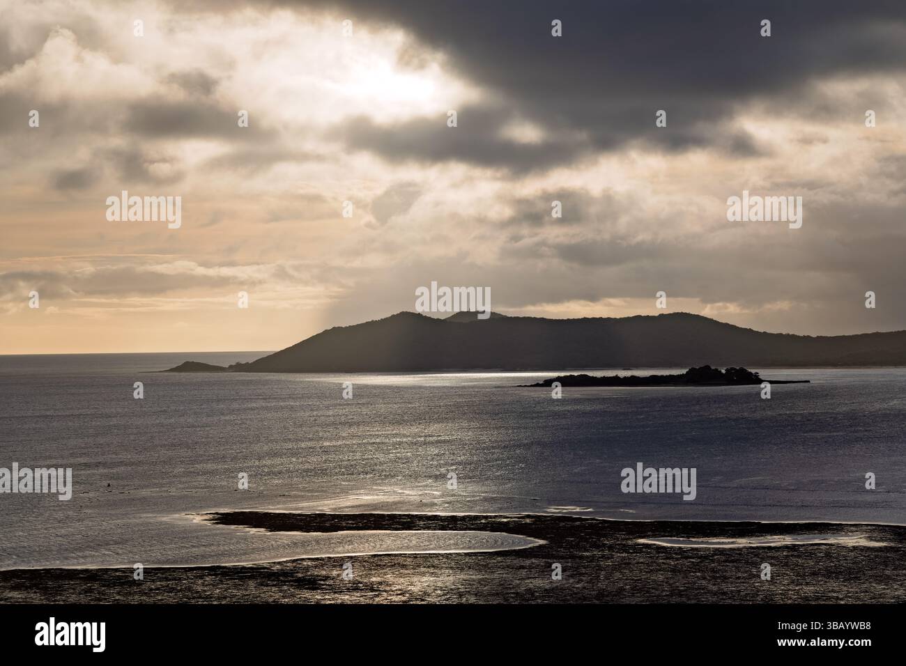 Sunset view of Torres Strait, from Green Hill Fort, Thursday Island ...