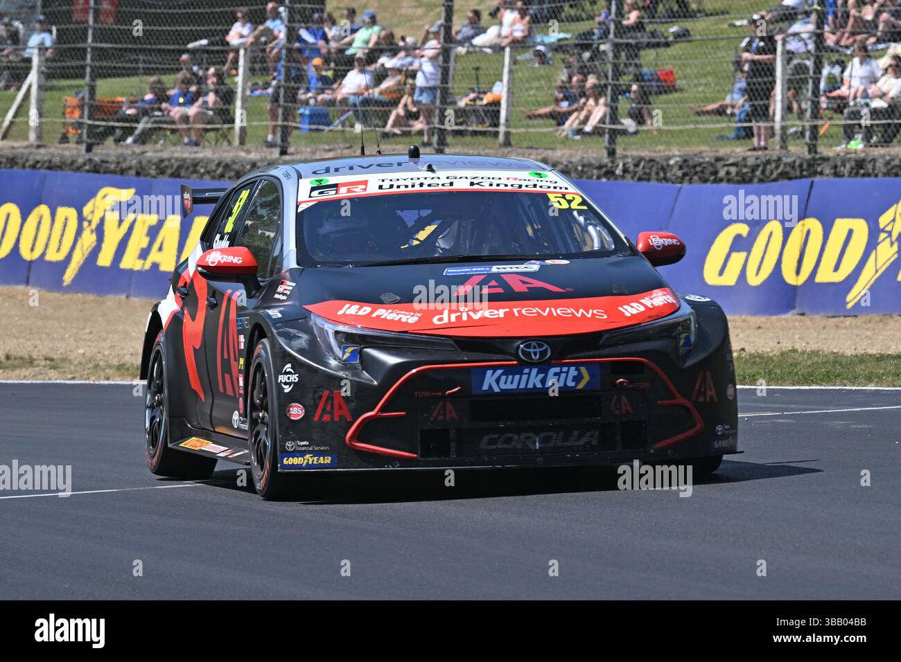 Gordon Shedden, Toyota Corolla GR Sport, Toyota Gazoo Racing with IAA ...