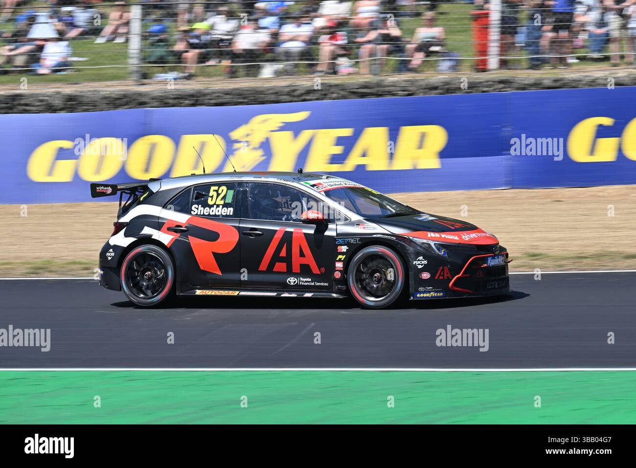 Gordon Shedden, Toyota Corolla GR Sport, Toyota Gazoo Racing with IAA ...