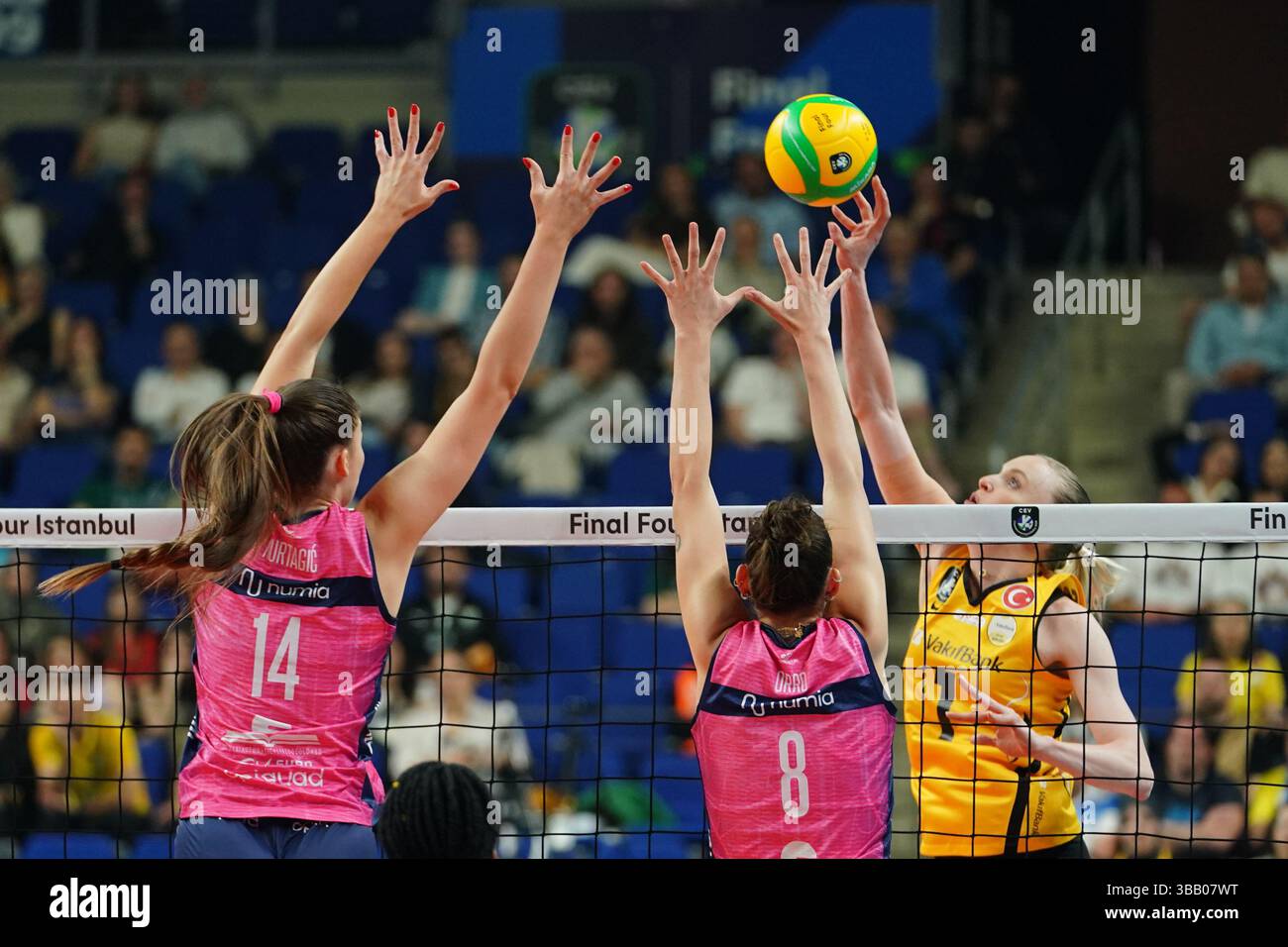 ISTANBUL, TURKIYE - MAY 04, 2025: Hena Kurtagic and Alessia Orro in ...
