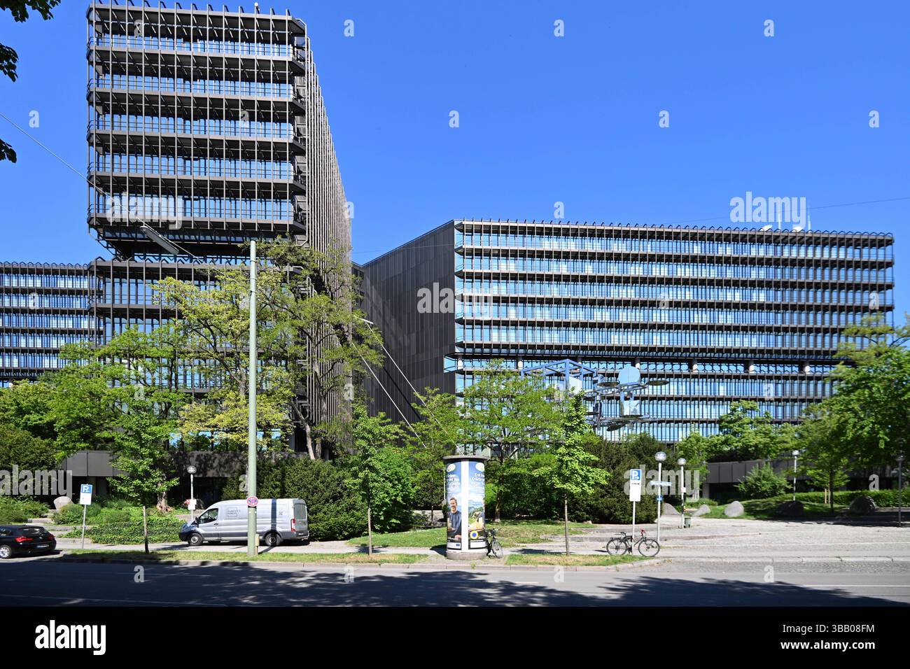 EPA,Europaeisches Patentamt,Aussenansicht, Gebaeude in der Erhardtstr ...