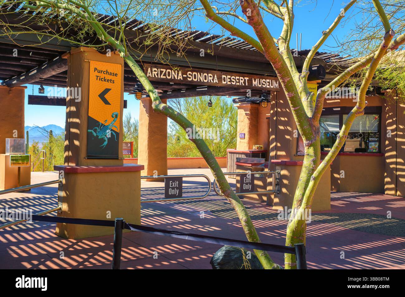 Entrance to Arizona-Sonora Desert Museum in Tucson, Arizona Stock Photo ...