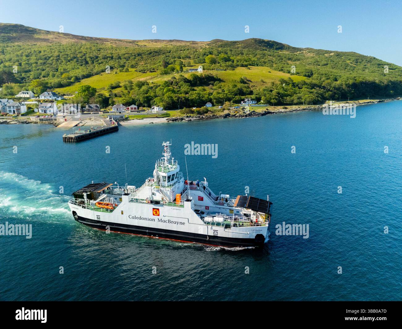 Aerial view of Caledonian Macbrayne ferry Catriona departing Lochranza ...