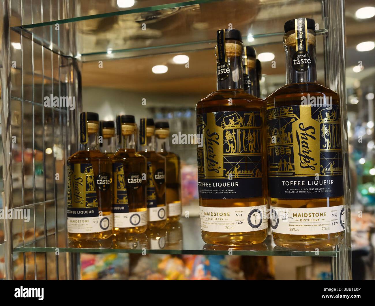 Toffee liqueur bottles hi-res stock photography and images - Alamy