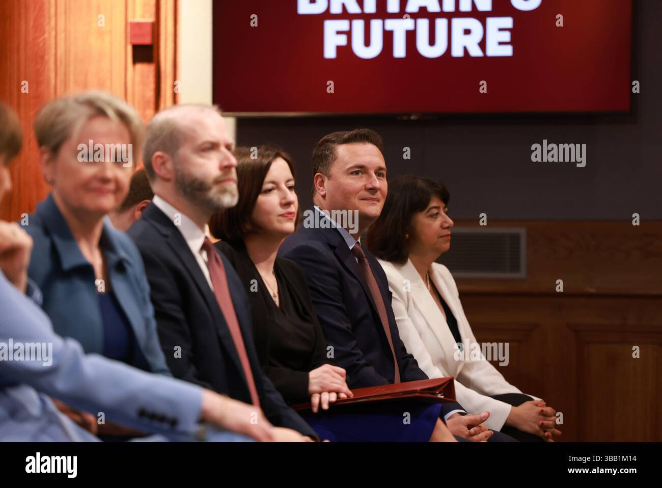 (left to right) Home Secretary Yvette Cooper, Business and Trade ...