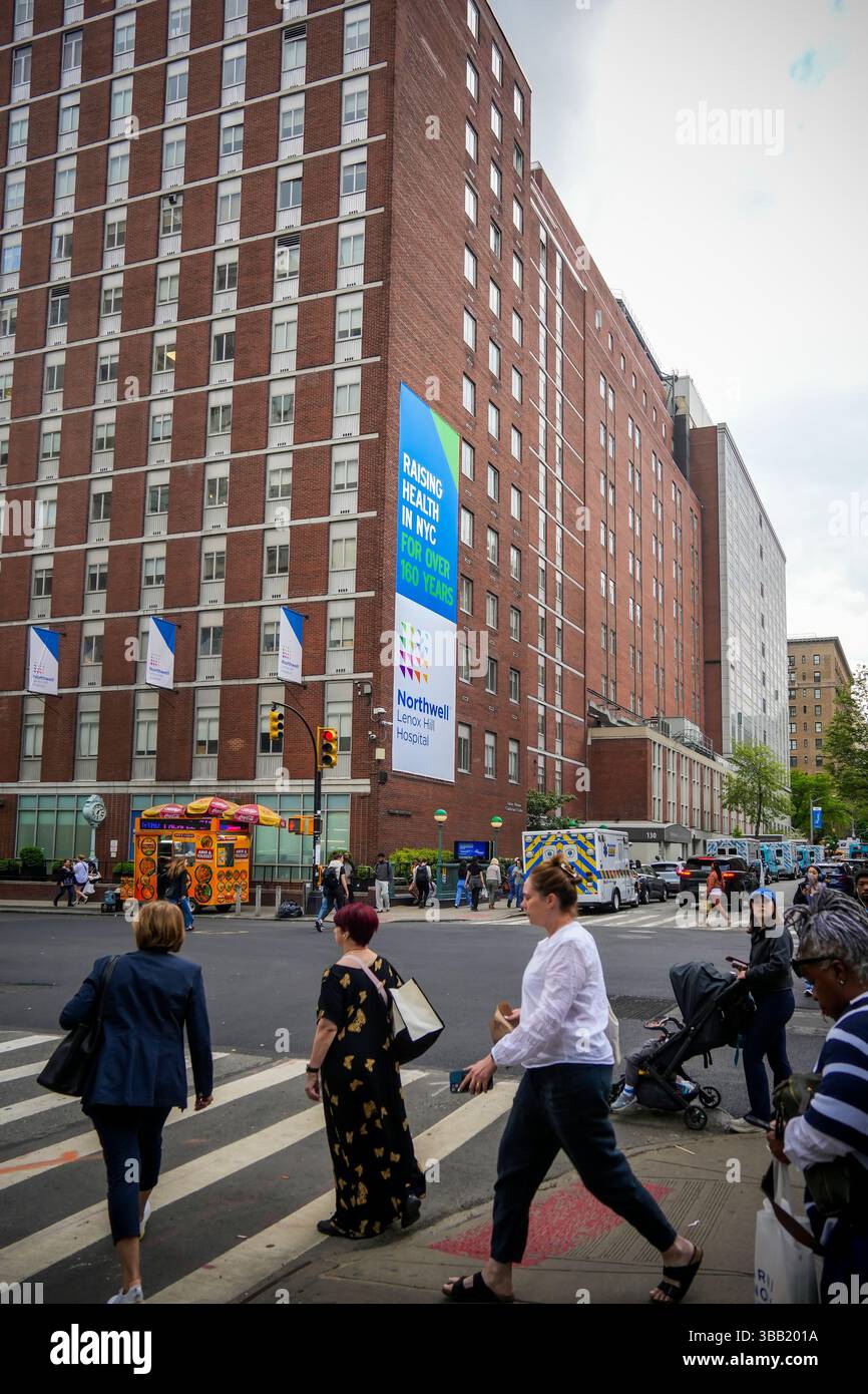 Lenox hill hospital and exterior hi-res stock photography and images ...