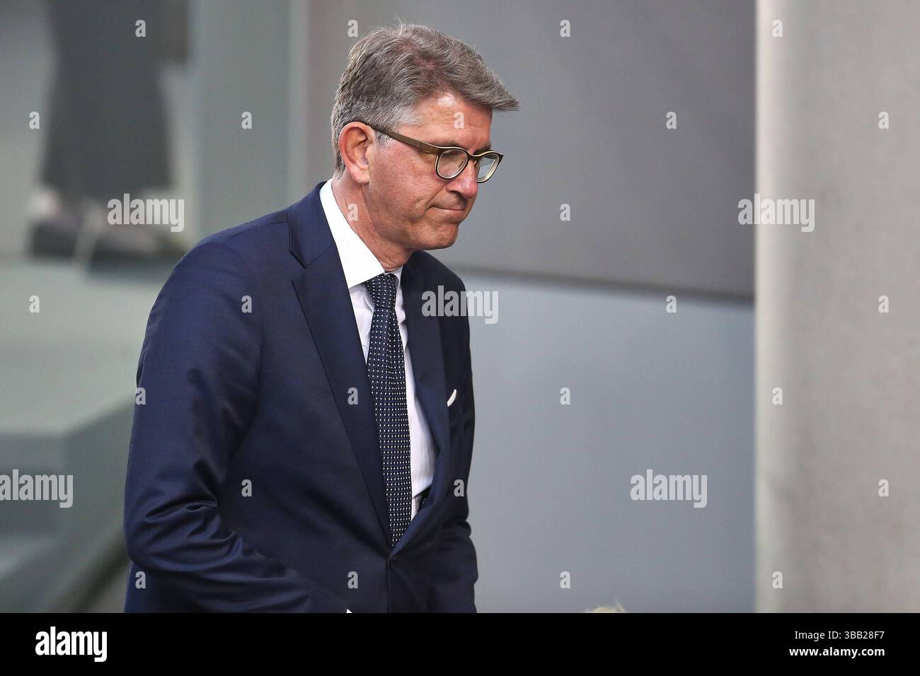 Berlin, Deutschland, 14.05.2025: Deutscher Bundestag: 3 ...