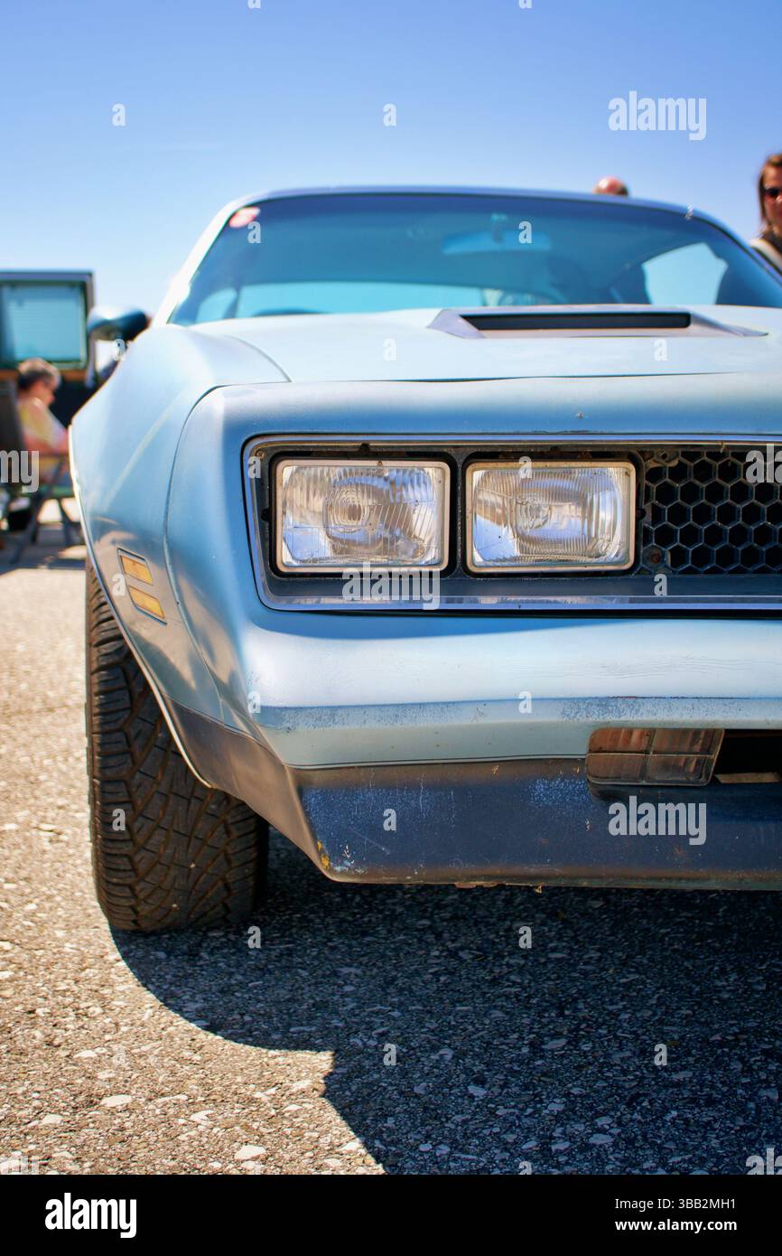 Muscle car vibe hi-res stock photography and images - Alamy