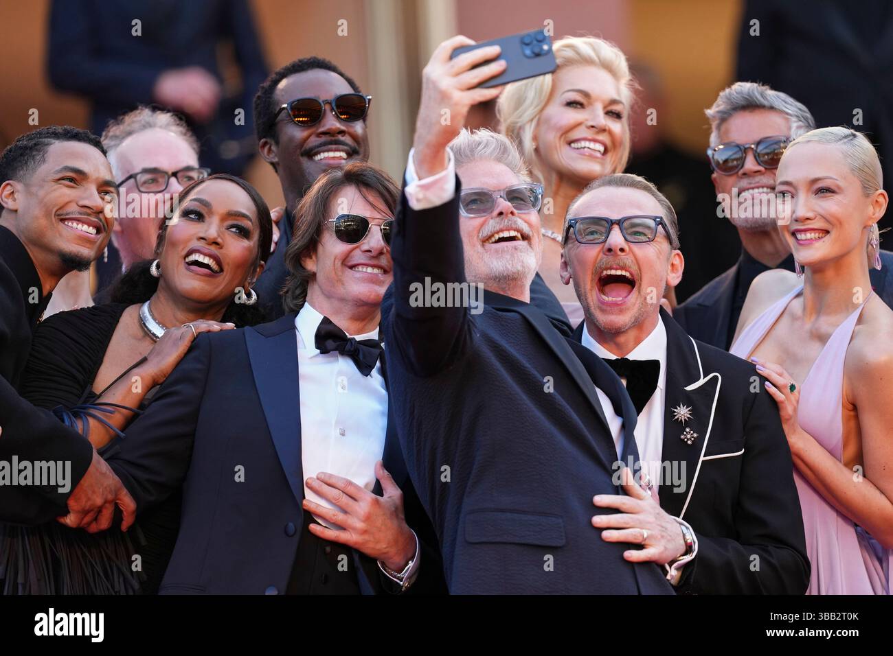 Greg Tarzan Davis, from left, editor Eddie Hamilton, Angela Bassett ...