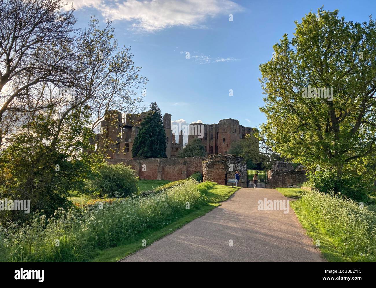 Kenilworth Castle, Kenilworth, Warwickshire, England, UK Stock Photo ...