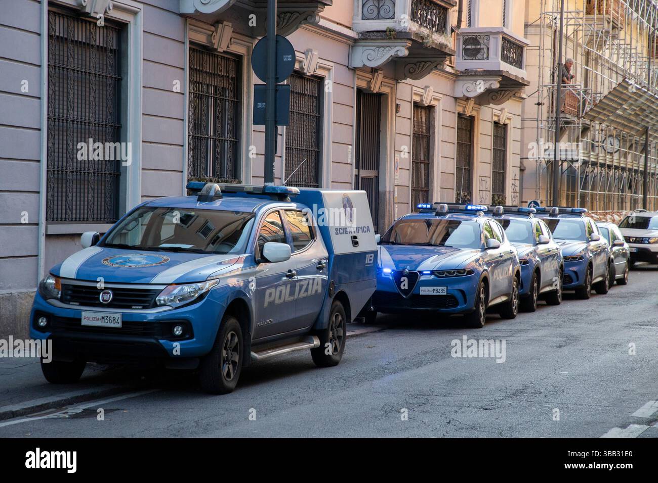 Milano, Italia. 14th May, 2025. In via Bernardo Verro 46 ragazzo di 15 ...