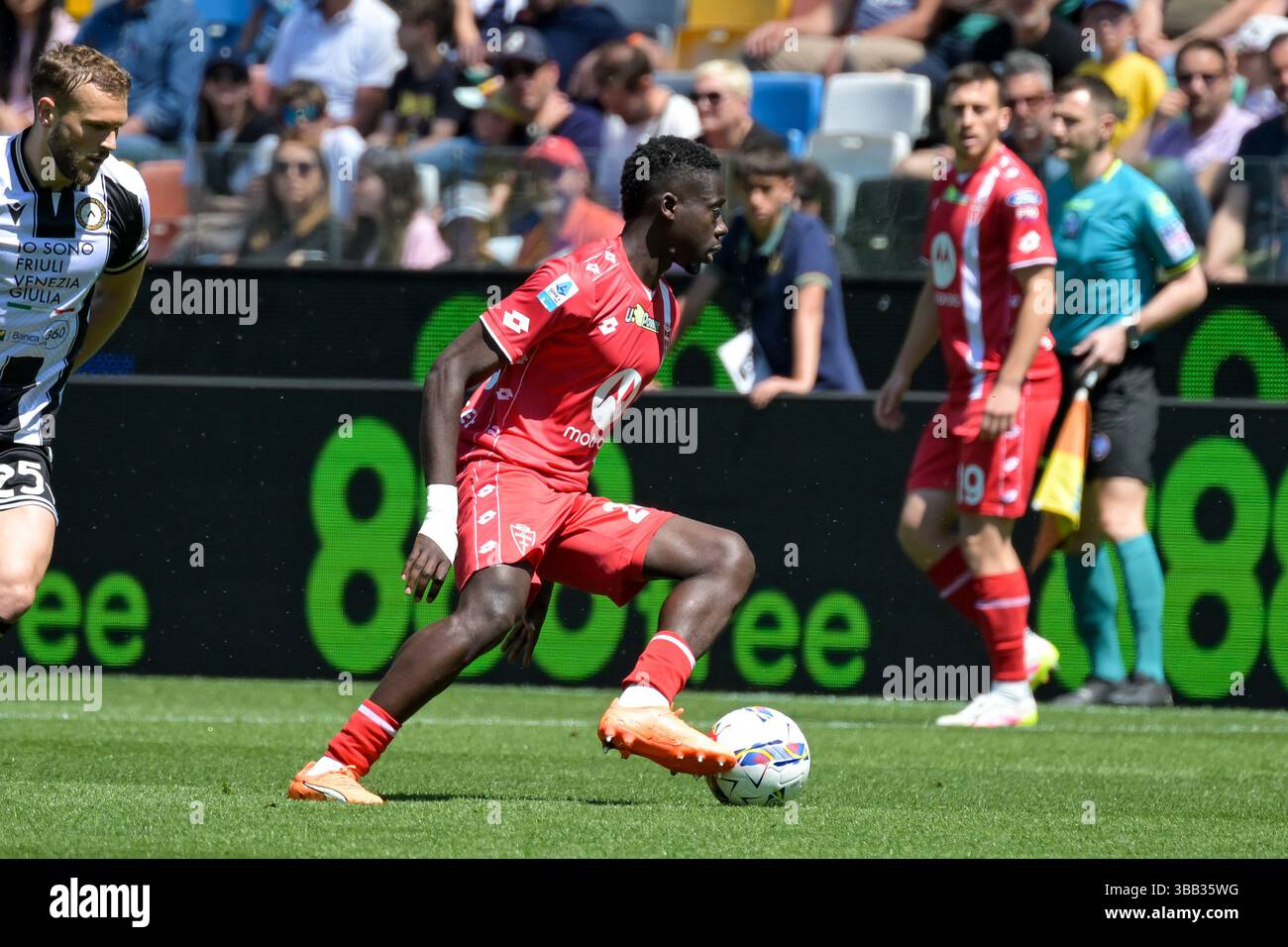 Udine, Italy. 14th May, 2025. Monza's Omari Forson portrait in action ...