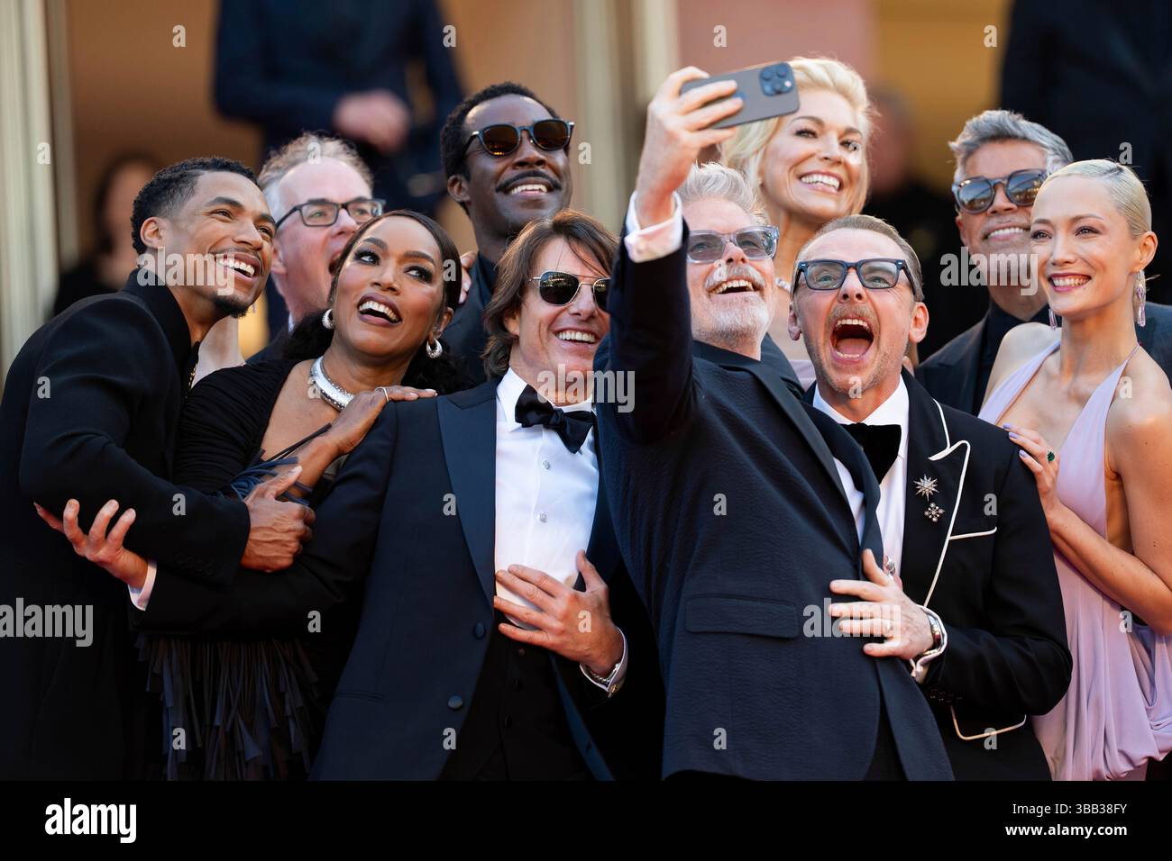 Greg Tarzan Davis, from left, editor Eddie Hamilton, Angela Bassett ...