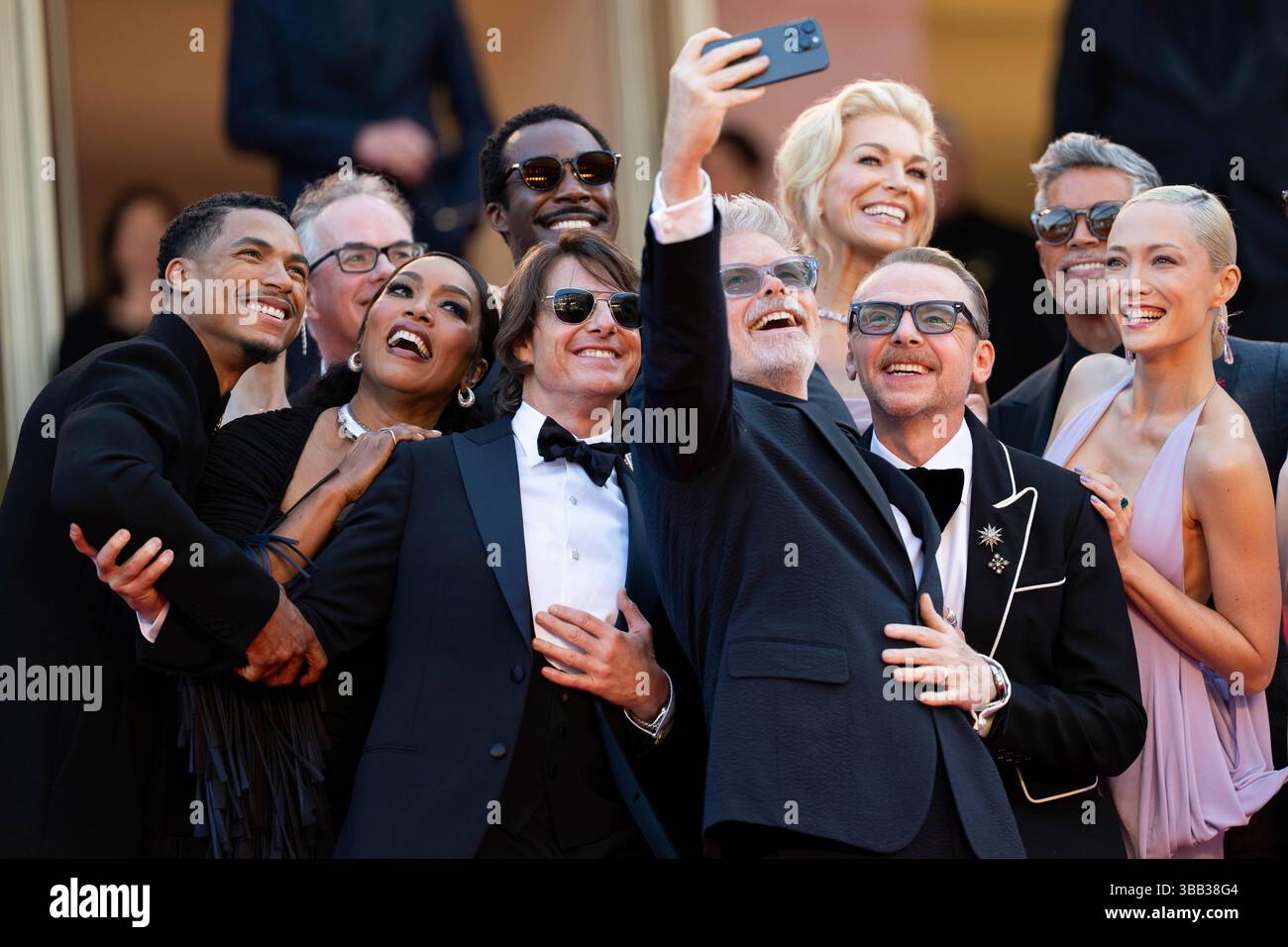 Greg Tarzan Davis, from left, editor Eddie Hamilton, Angela Bassett ...