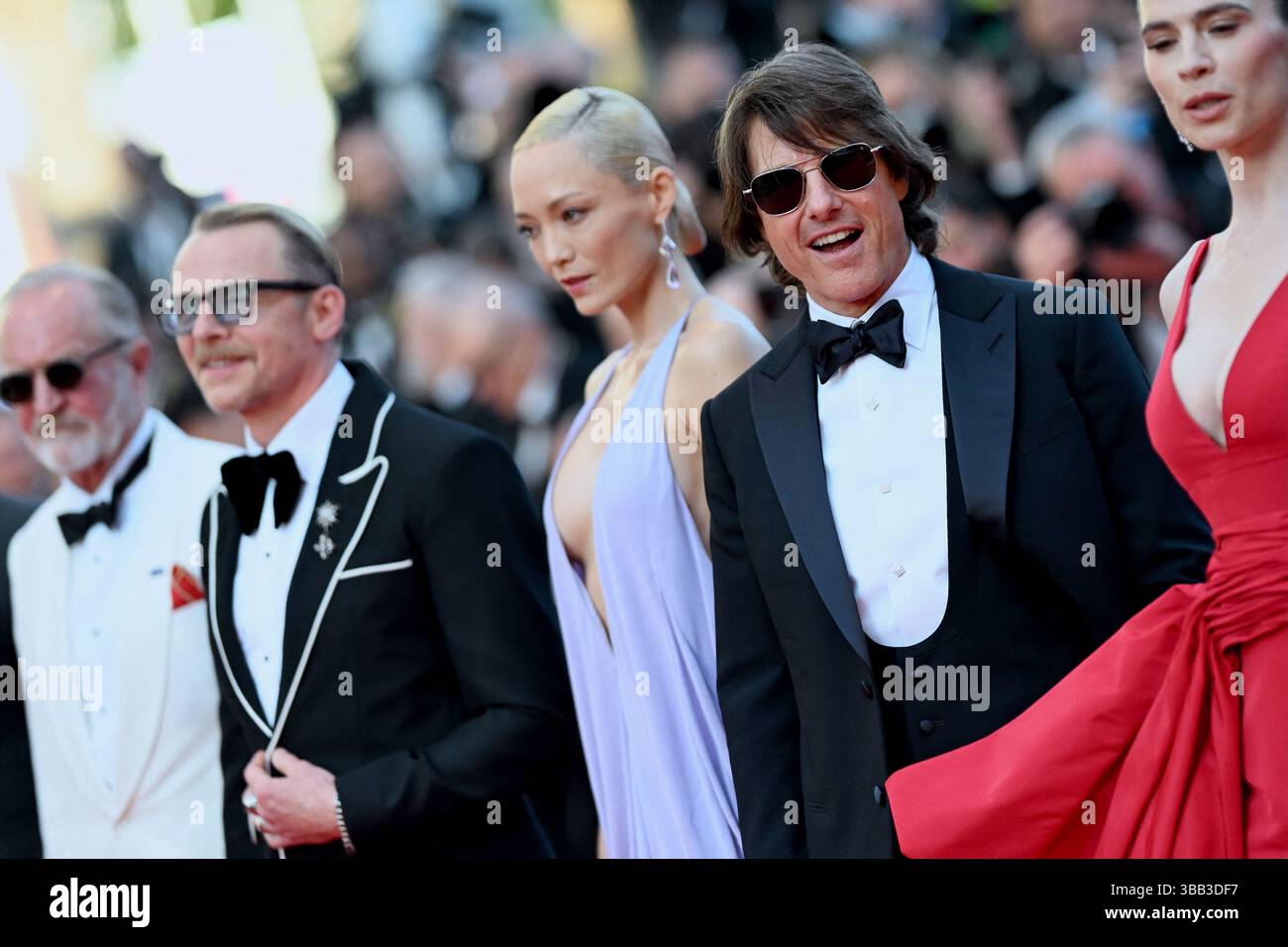 Tom Cruise, Hayley Atwell, Simon Pegg, Pom Klementieff, Angela Bassett ...
