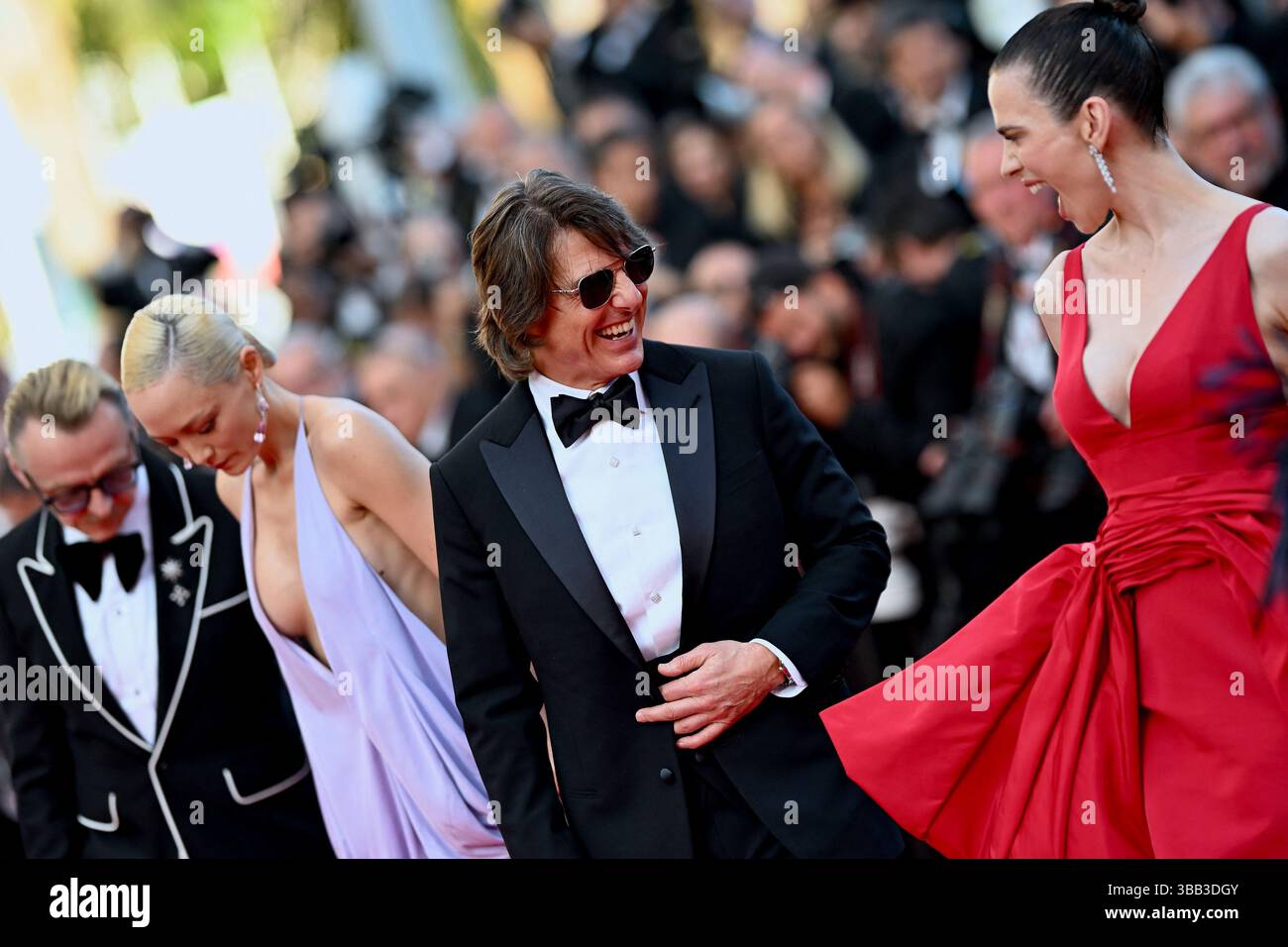Tom Cruise, Hayley Atwell, Simon Pegg, Pom Klementieff, Angela Bassett ...