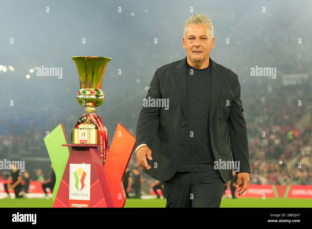 Roma, Italia. 14th May, 2025. Roberto Baggio during the Italian Cup ...