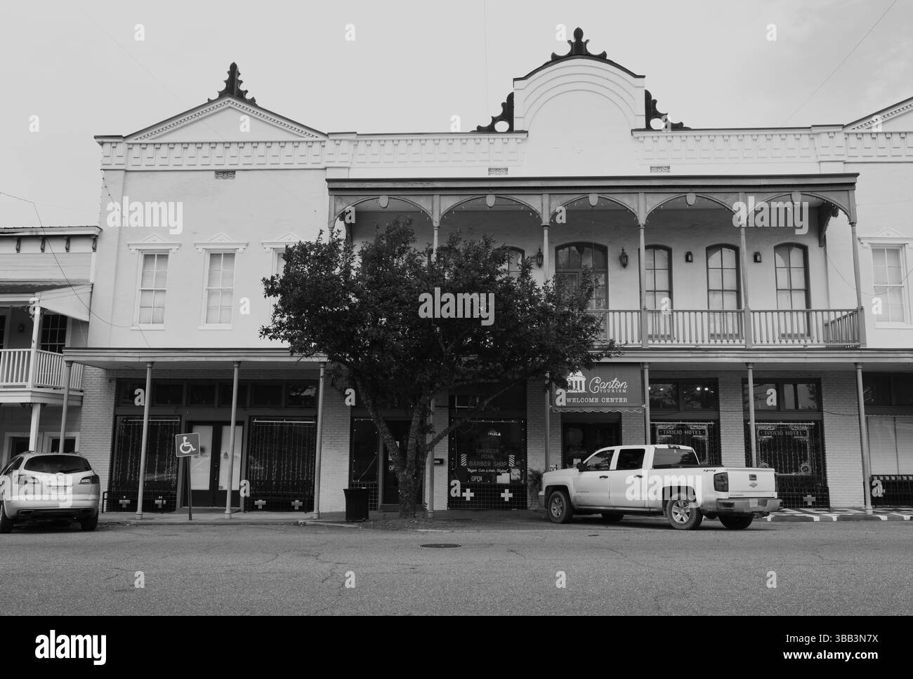 Businesses on the historic square in Canton, Mississippi Stock Photo ...