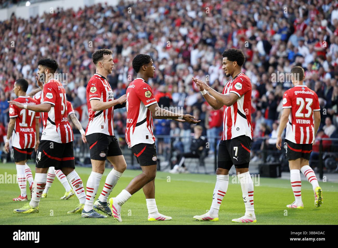 EINDHOVEN - (l-r) Ismael Saibari of PSV Eindhoven, Ivan Perisic of PSV ...