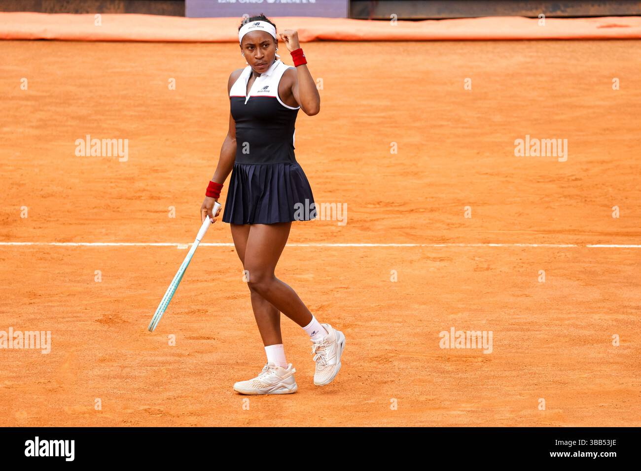 Coco Gauff serve pushing herself during Internazionali BNL d'Italia ...