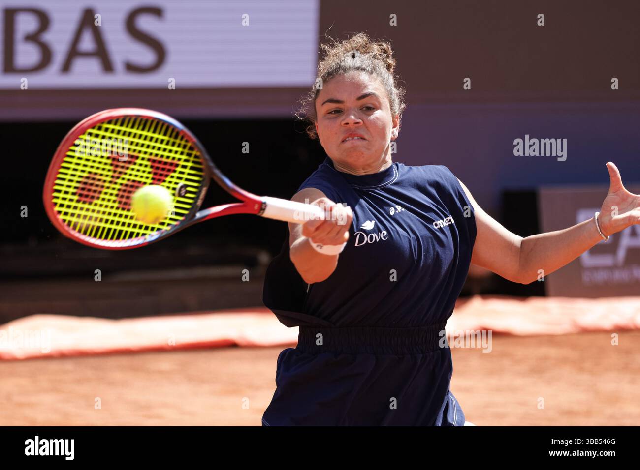 Rome, Italy. 15th May, 2025. Jasmine paolini forehand during ...