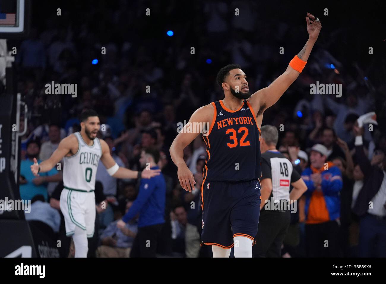 New York Knicks' Karl-Anthony Towns (32) during the second half of Game ...