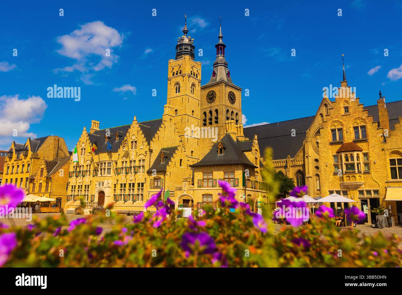 Market Square of Belgian city of Diksmuide Stock Photo - Alamy