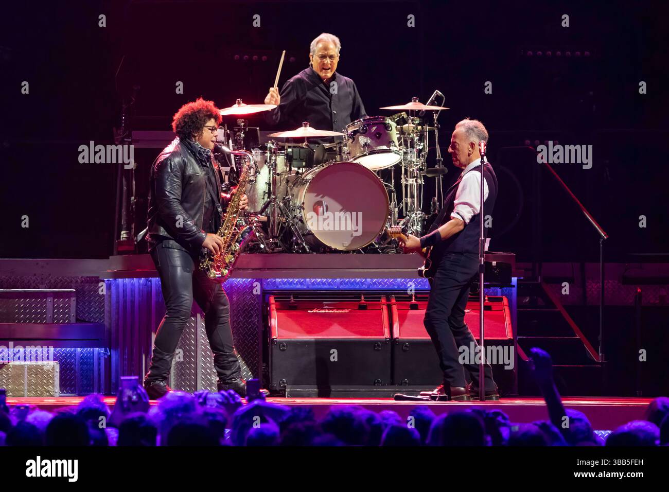 Manchester, England, 14th May, 2025. Bruce Springsteen and the E Street ...