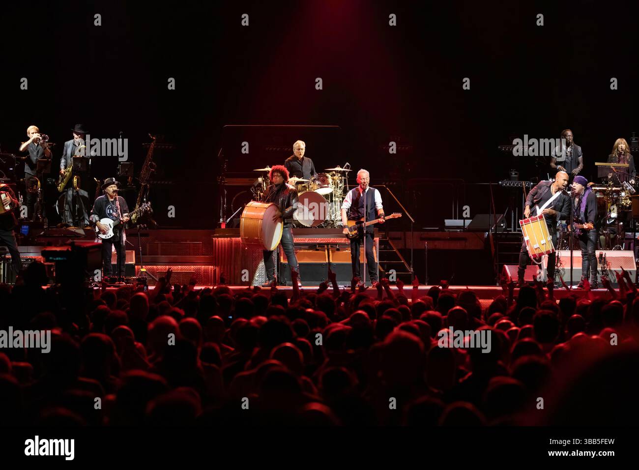 Manchester, England, 14th May, 2025. Bruce Springsteen and the E Street ...