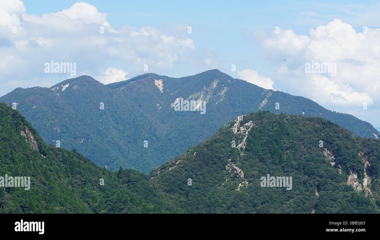 Mount Gozaisho — Scenic Mountain Views and Outdoor Adventure in Japan ...
