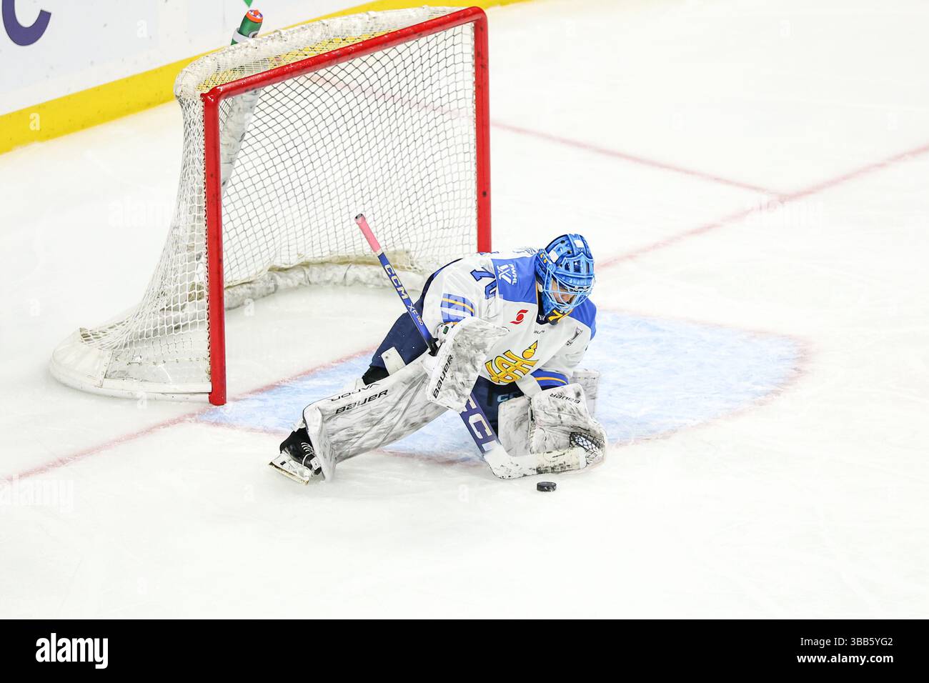 St. Paul, USA. 14th May, 2025. May 14th, 2025: Toronto Sceptres goalie ...
