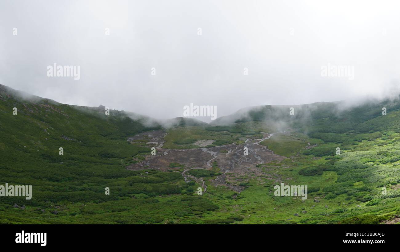 Summer Hiking and Scenic Views at Mount Ontake, Japan’s Second Highest ...