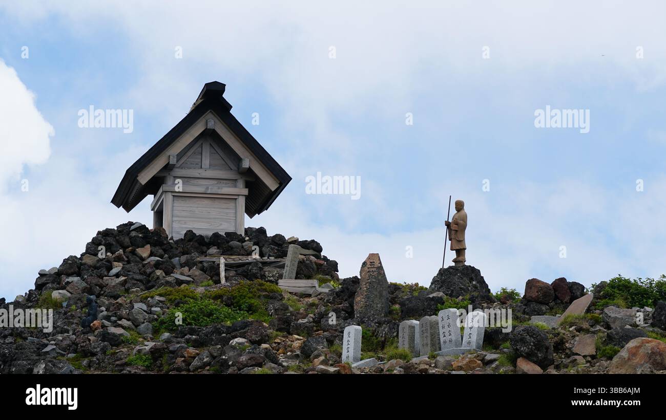 Summer Hiking and Scenic Views at Mount Ontake, Japan’s Second Highest ...